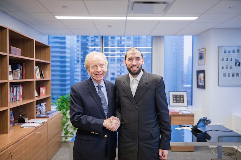 Video: Lieberman Supports Eichenstein Run For Assembly